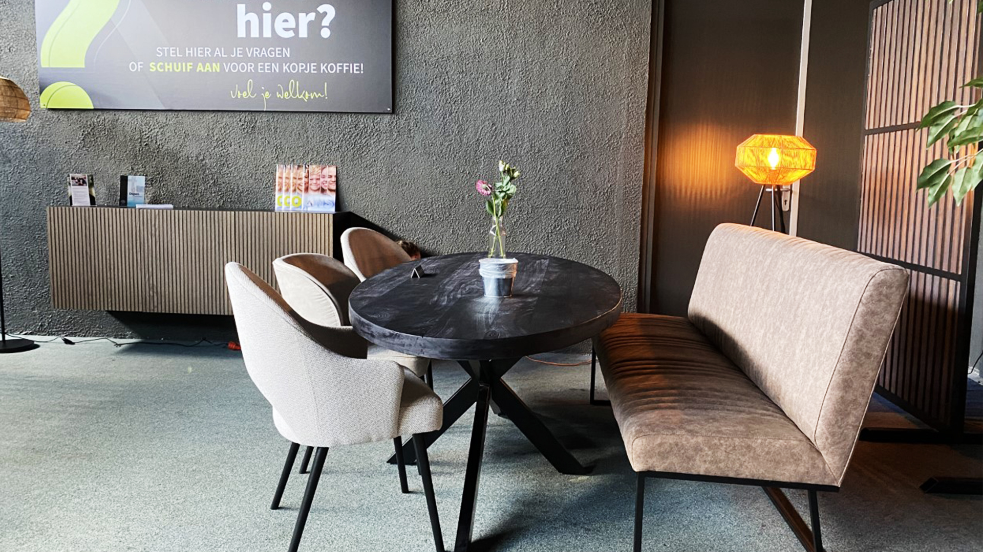 Welcome Corner - Nehemia